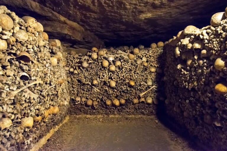 Underground Tunnels in Paris Catacombs: Secrets Below the City - The ...